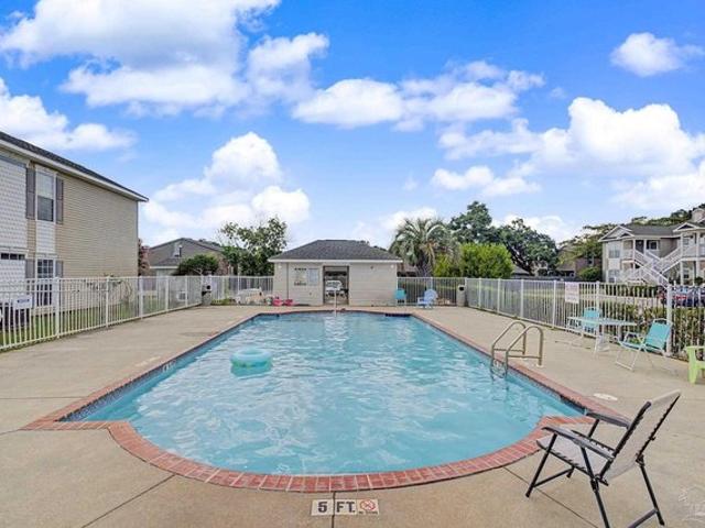 7101 Joy St Apt K8, Pensacola, FL 32504