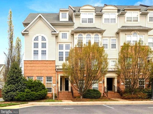 7101 Little Thames Dr Unit 213, Gainesville, VA 20155