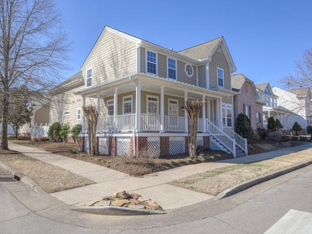 7101 Sunnywood Dr