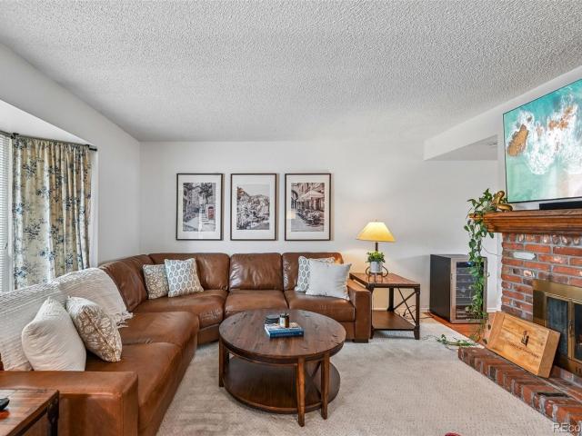 7101 W Yale Avenue # 902
