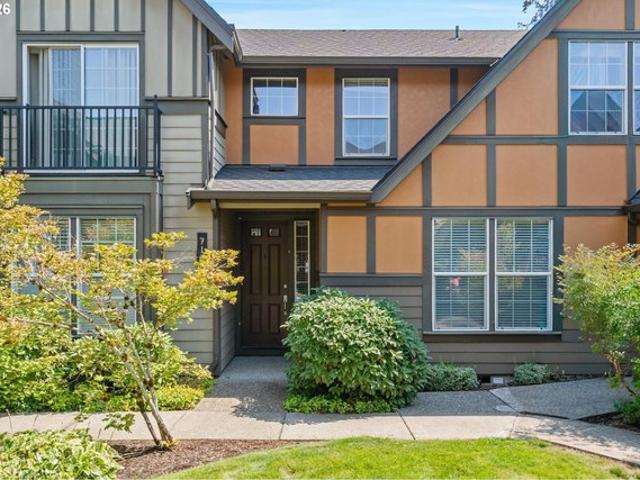 7102 NE Stonewater St, Hillsboro, OR 97124