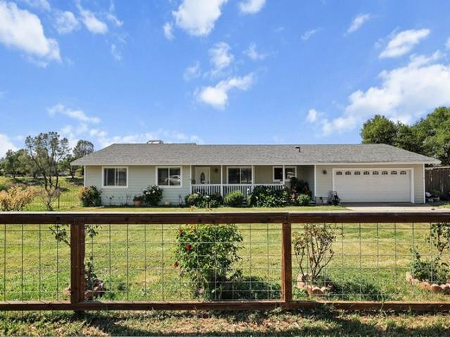7102 Bohn Blvd, Anderson, CA 96007