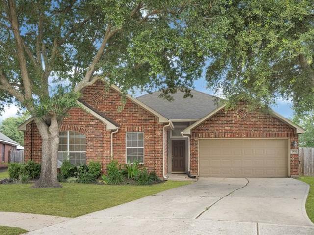 7102 Hollow Field Ln, Cypress, TX 77433
