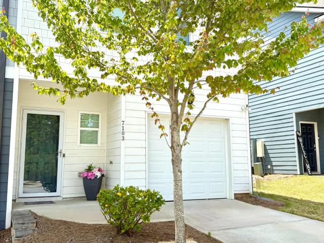 7103 Gladstone Cir, Lithonia, GA 30038 | MLS #10731