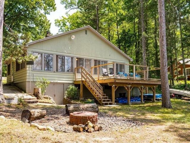 7103 SE Lake Blvd, Lake Nebagamon, WI 54849