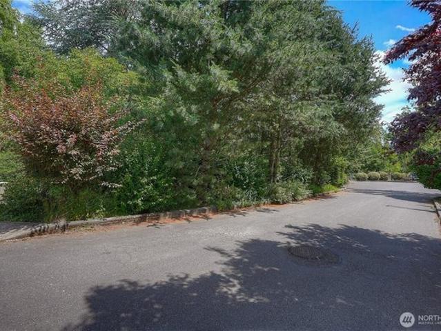 710 11th Ave SE, Olympia, WA 98501