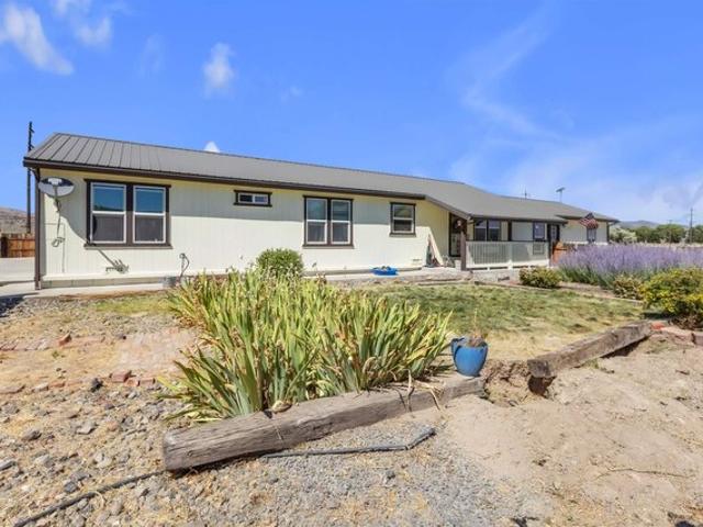 710 405 Center Rd, Susanville, CA 96130