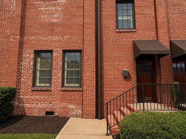 710 4th Ave