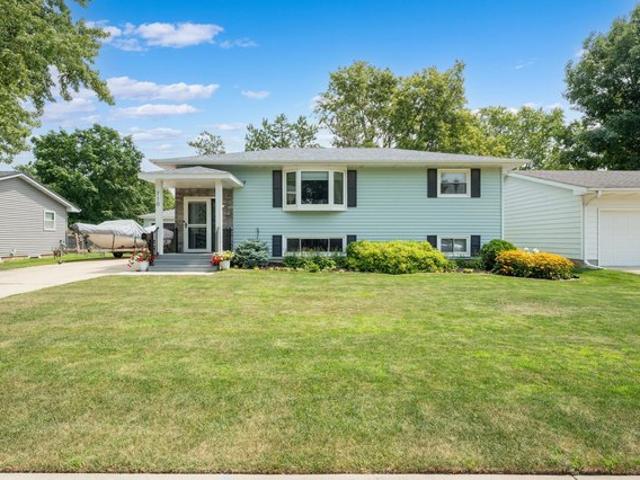 710 4th Ave SE, Stewartville, MN 55976