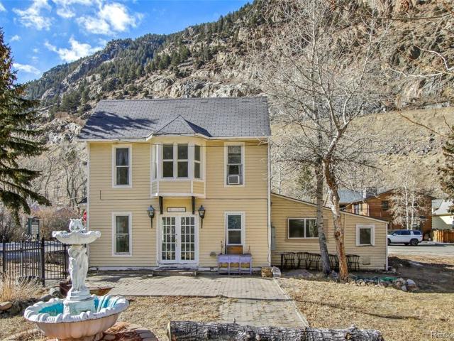 710 6th Street