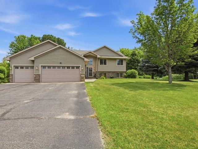 710 Cottonwood Ave, Litchfield, MN 55355