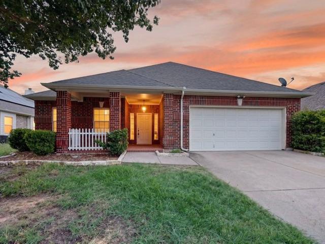 710 Bowie Ln, Mansfield, TX 76063