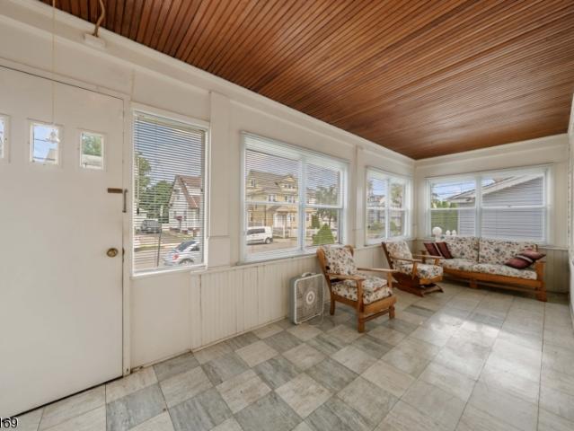 710 Bailey Ave