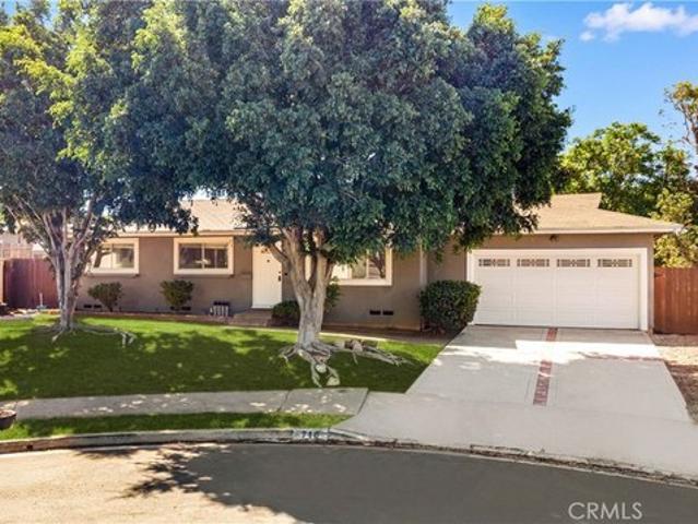 710 Balsam Ln, Corona, CA 92882