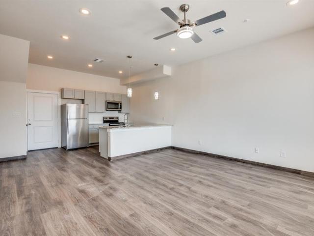 710 Benge Dr, Unit 712C, Arlington, TX 76013 | MLS #21129 | Compass