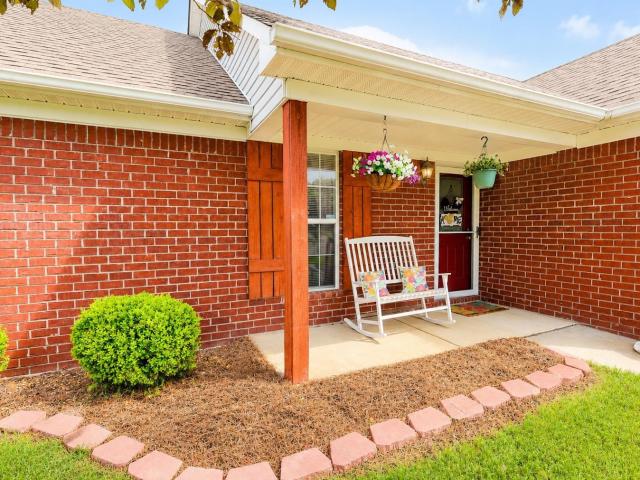 710 bloomington dr