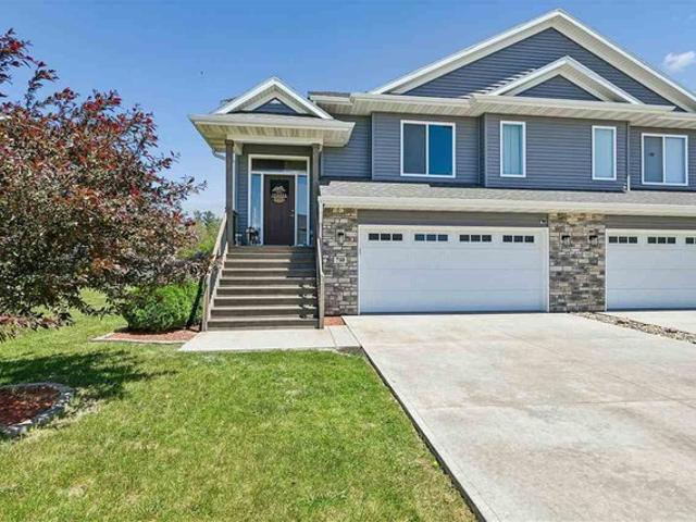 710 Brook Ridge Ave, North Liberty, IA 52317