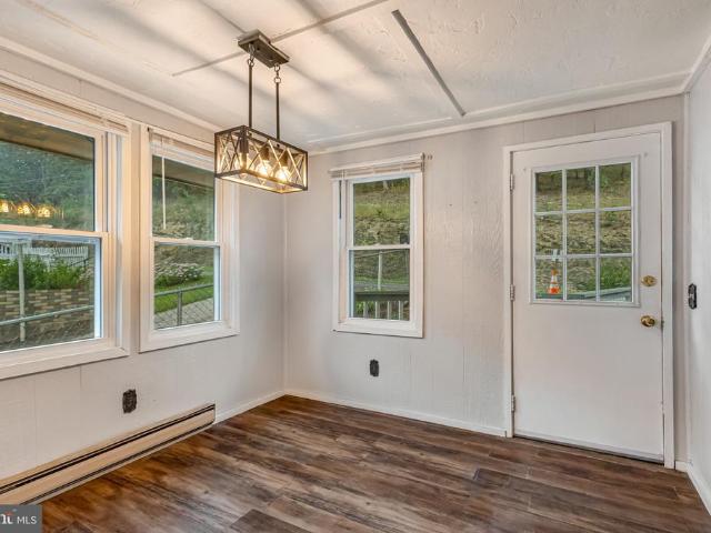 710 Golden Lane
