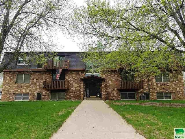710 Geisinger Rd Apt 8, Storm Lake, IA 50588