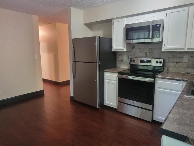 710 Dailey Ave
