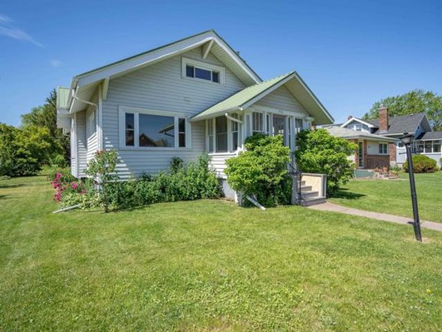 710 E 5th St, Superior, WI 54880
