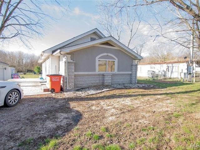 710 E 1700 Ave, Vandalia, IL 62471