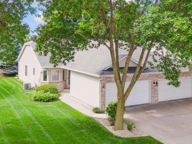 710 Emerald Ridge