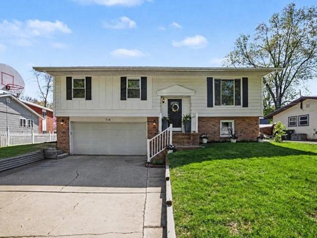 710 Kenny Ct, Midland, MI 48640