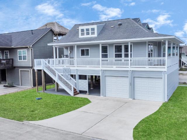 710 Kipp Ave, Kemah, TX 77565 | MLS #86703 | Compass