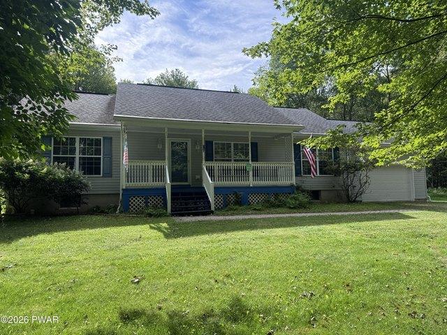710 Hemlock Rd, Waymart, PA 18472