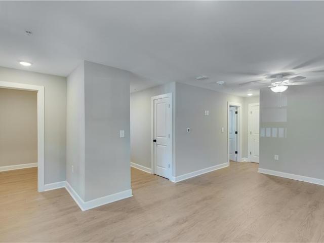 710 Jesse Jewell Parkways SE 200 CORNER Level 2