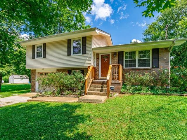 710 Ogrady Dr, Chattanooga, TN 37419
