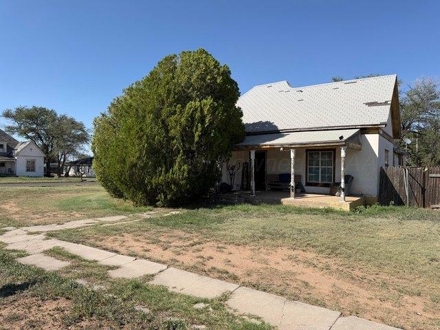 710 Miles Ave, Hereford, TX 79045