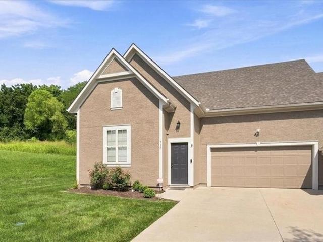 710 N 74th St, Kansas City, KS 66112