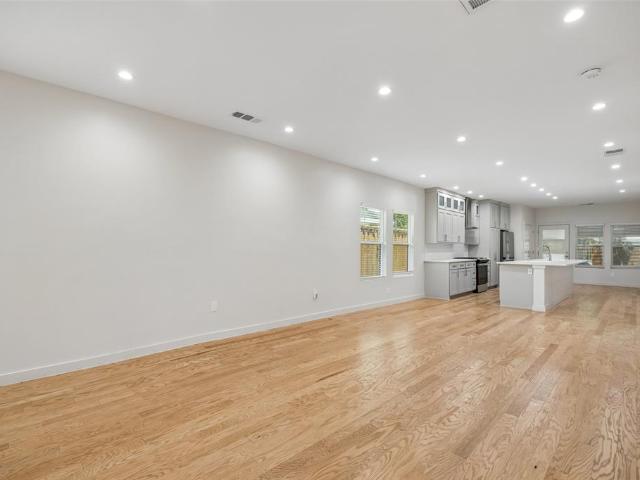 710 N Madison Avenue