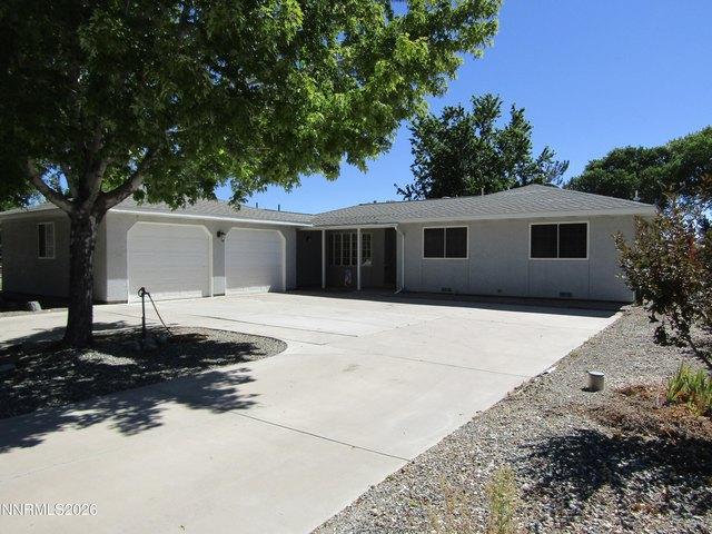 710 N Oregon St, Yerington, NV 89447