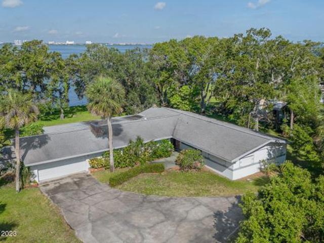 710 N Riverside Dr, Indialantic, FL 32903