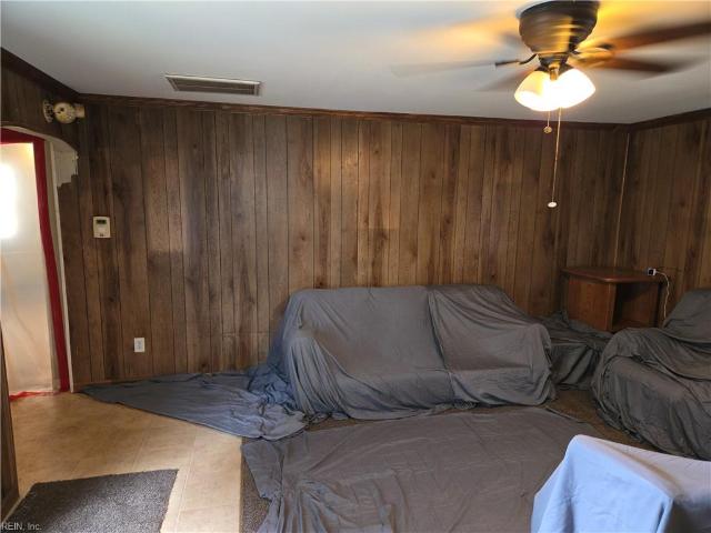 710 Norwood CIR