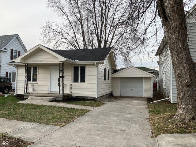710 S A St, Elwood, IN 46036
