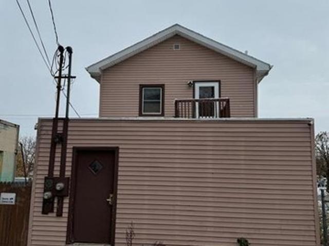 710 S Martin Luther King Jr Dr, Jackson, MI 49203