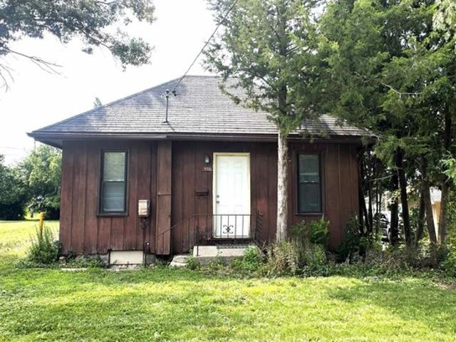 710 SE 2nd Ave, Oelwein, IA 50662