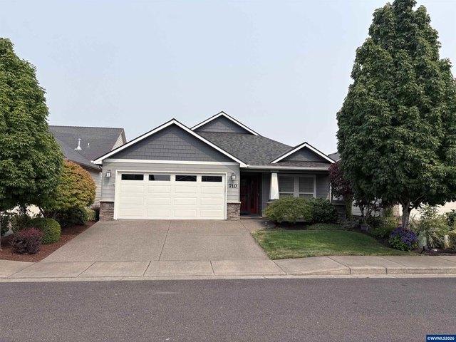 710 SE Saint Andrews Ln, Dallas, OR 97338