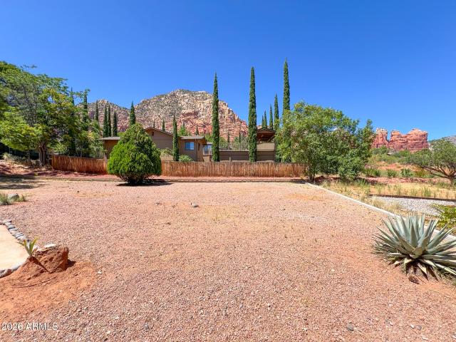 710 Sunshine Lane
