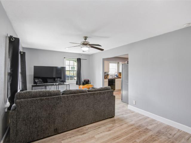 710 Roosevelt, La Marque, TX 77568 | MLS #56536