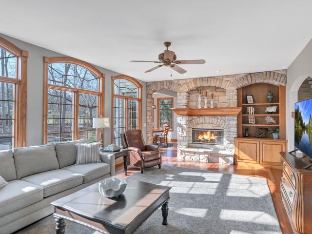 710 Reserve Ct, South Elgin, IL 60177 | MLS #12641