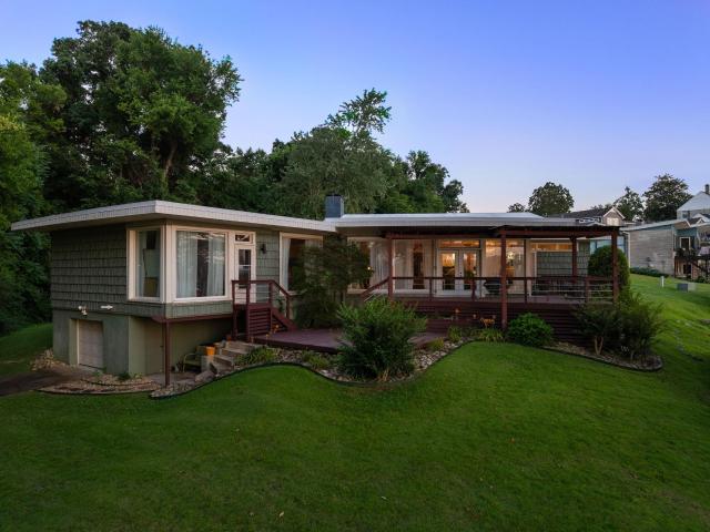 710 Riverbluff Ct