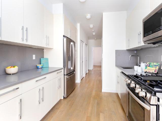 710 riverside drive 5a