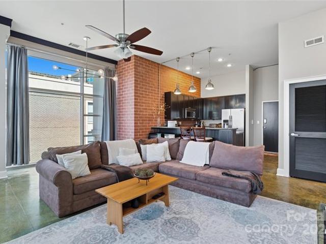 710 W Trade St Unit 701, Charlotte, NC 28202