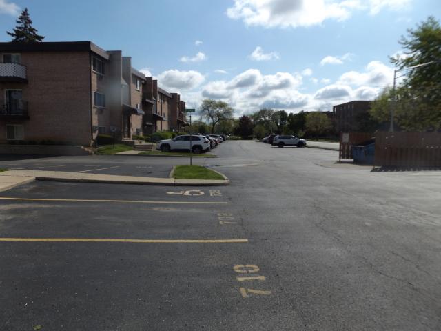 710 W Huntington Commons Road # 1B