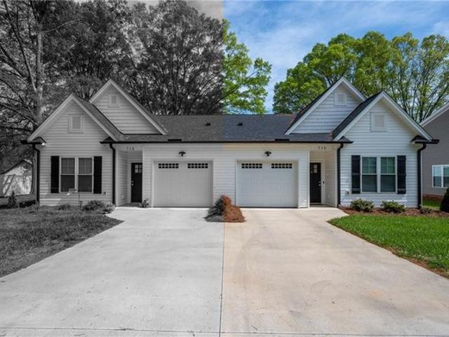 710 W Lee Ave, Yadkinville, NC 27055